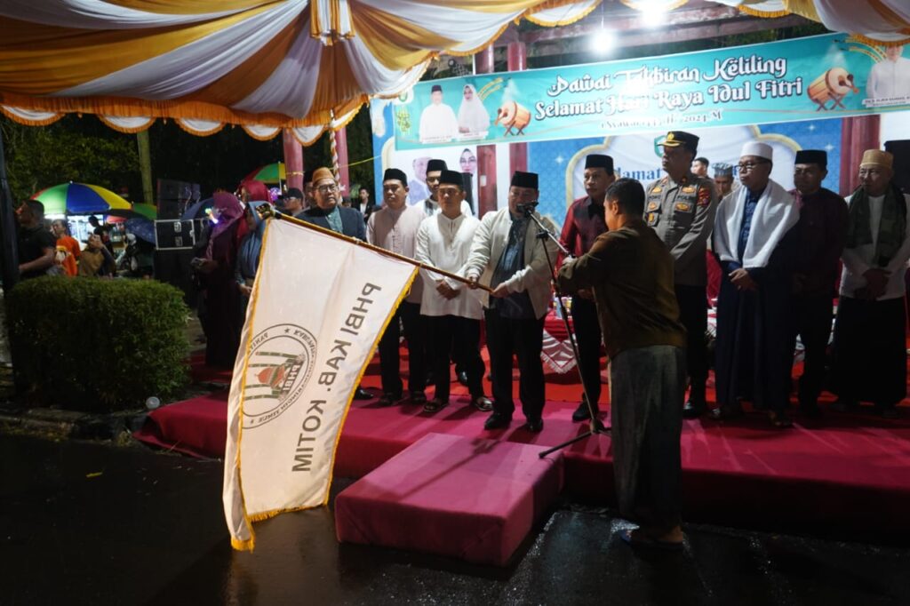 Tabuh Bedug & Takbir Keliling Semarakan Malam Lebaran di Kota Sampit ...